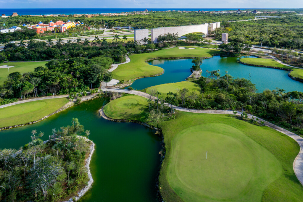 PGA Riviera Maya, campo de golf de la división Real Estate & Golf de ...